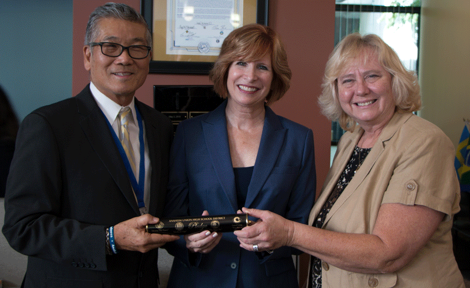 New Pledge Center Unveiled During Dedication Ceremony - Cypress College